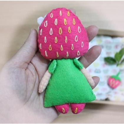 Strawberry Girl - Pdf Doll Pattern on Luulla